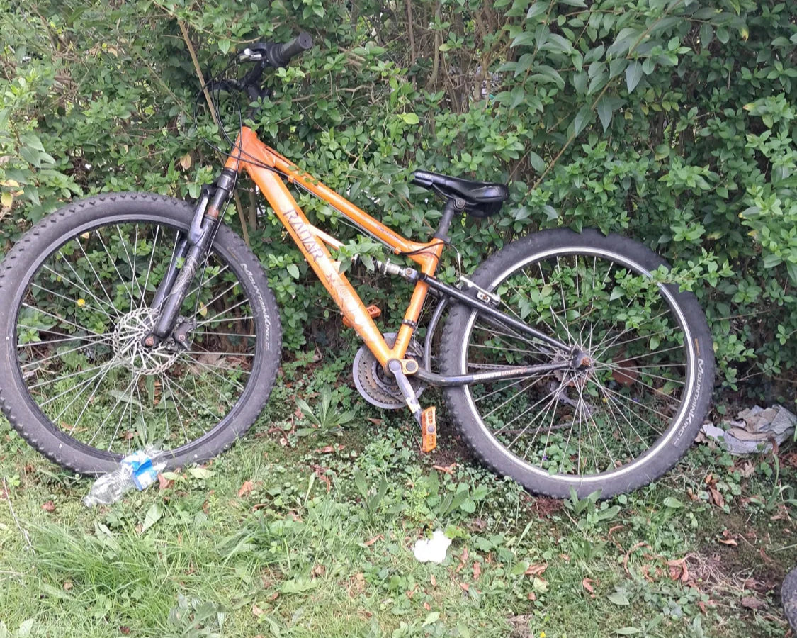 Apollo Radar Mens Mountain Bike 2023